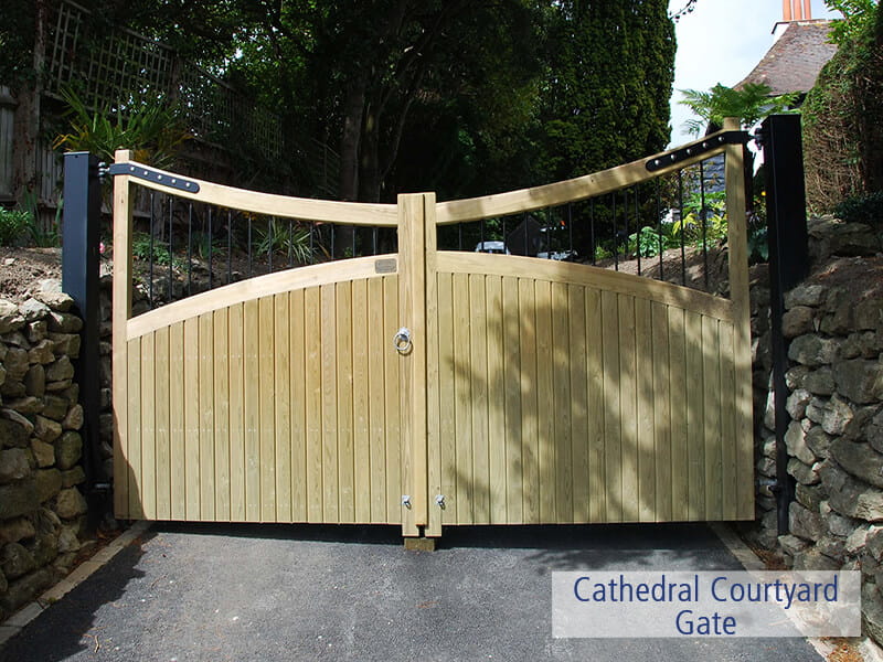 Courtyard Gates | Wooden Courtyard Gates | Jacksons Fencing