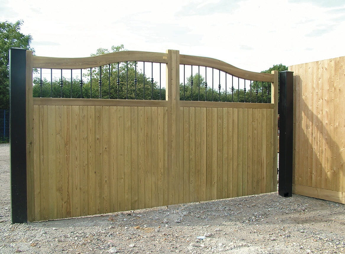 Railing Panel Courtyard Entrance Gates | Jacksons Fencing