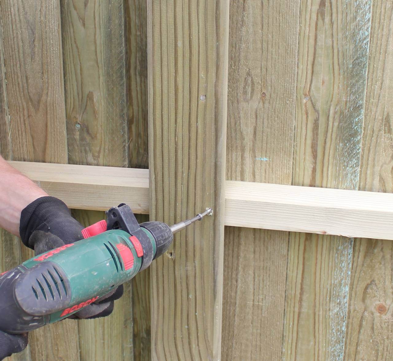 Self Drilling Screws. 60mm Pack of 200 | Jacksons Fencing