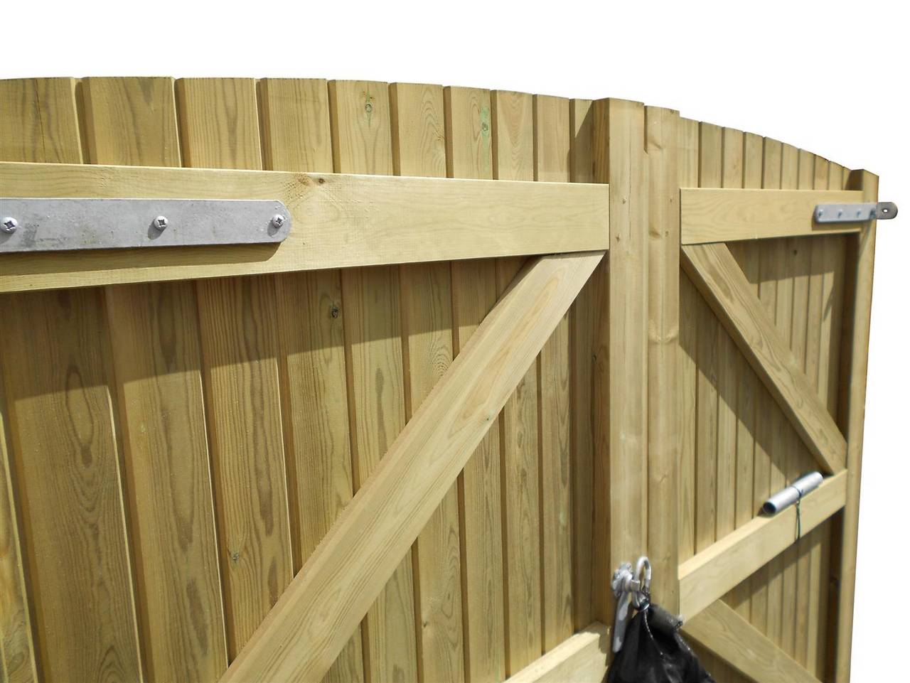 Boarded Arched Garden Gate Pair | Jacksons Fencing
