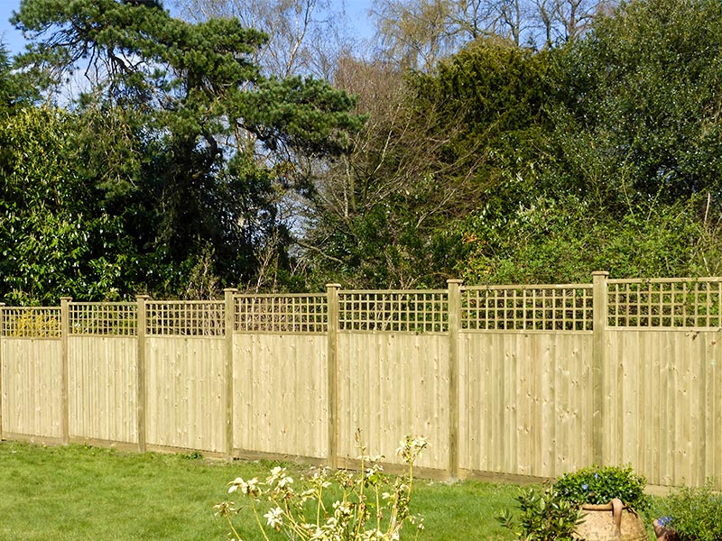 Fencing Installer | Surrey | Jacksons Fencing
