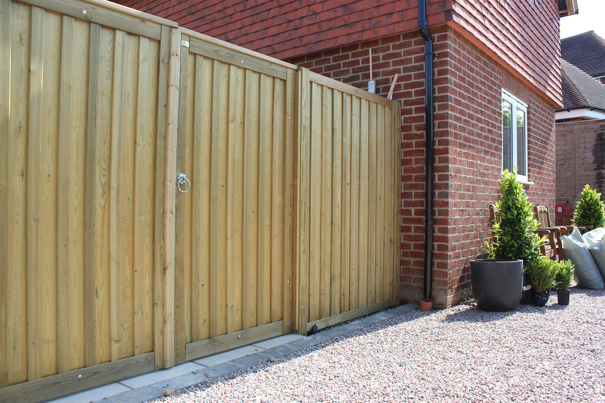 Good quality fencing can add value to you home | Jacksons Fencing