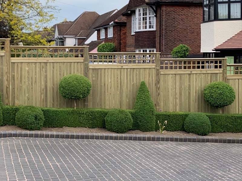 Attractive Front Garden Fence | The Edit | Jacksons Fencing