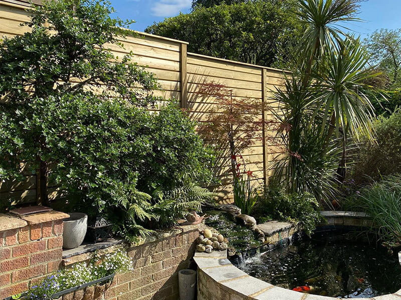 New Privacy Fence Panel Provides Perfect Garden Backdrop | Jacksons Fencing