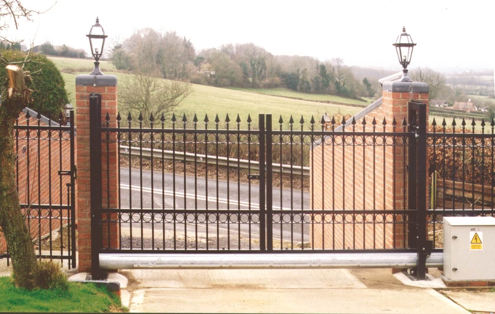 Domestic Gate Automation | Jacksons Fencing